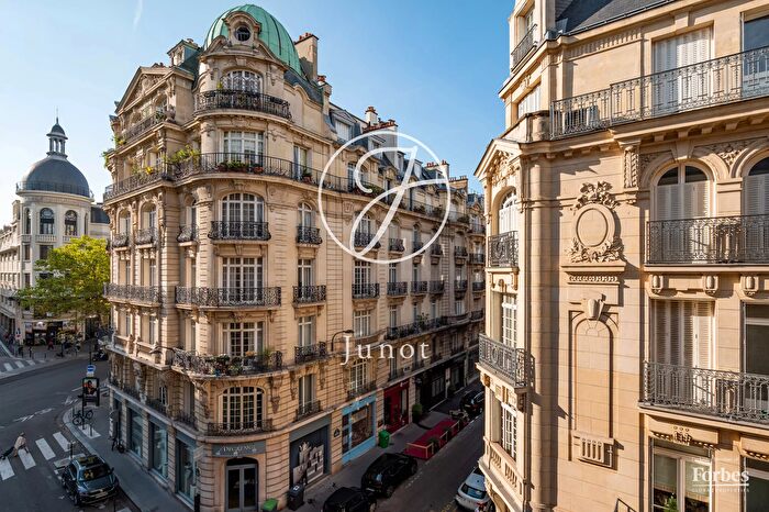Appartement 5 pièces à Paris 17ème, Ternes, Maillot, à vendre
