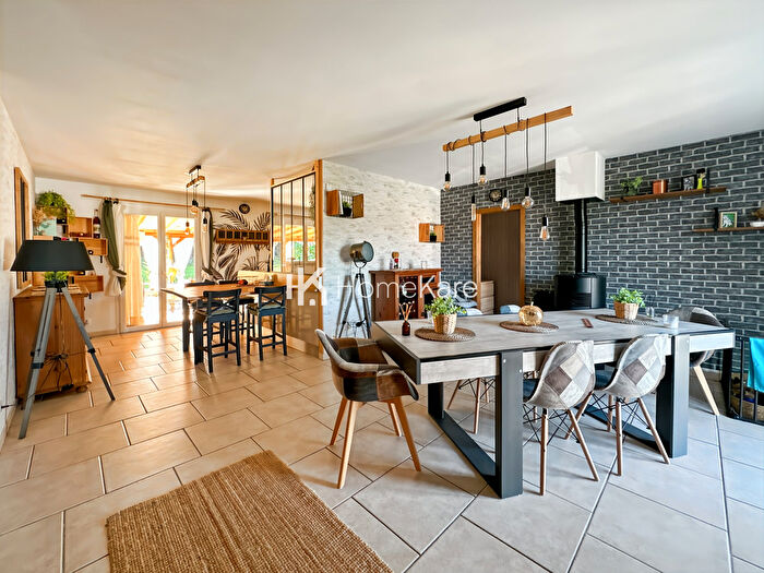 Maison à vendre - Martres-Tolosane - 4 pièces - 3 chambres