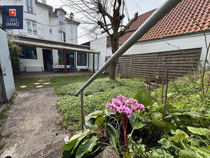 Appartement à vendre - Pau, Centre-ville - 4 pièces - 3 chambres