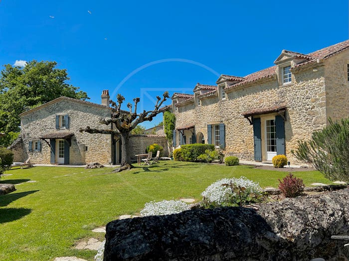 postalCode - Maison 7 pièces à vendre
