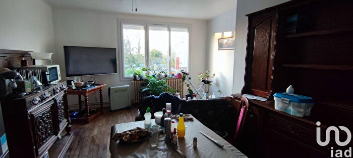 Maisons à vendre et appartements à louer - 1