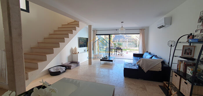 Maison à louer - Saint-André-de-Sangonis - 4 pièces - 2 chambres