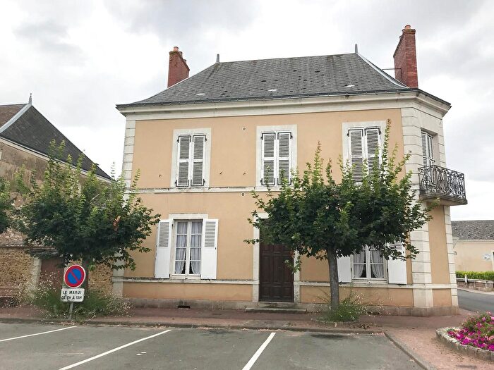 Maison à vendre - Luché-Pringé - 8 pièces - 4 chambres