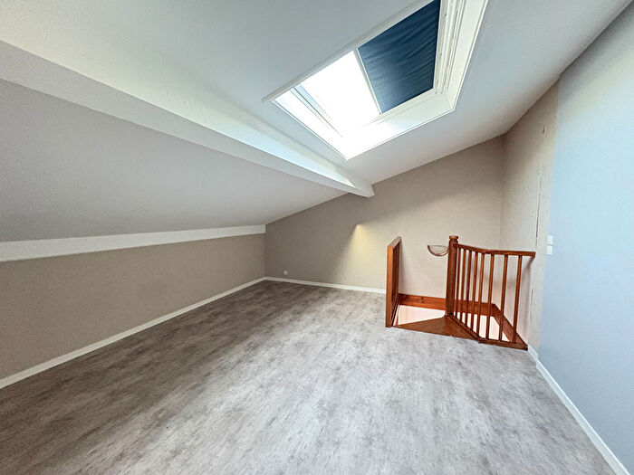 Appartement à louer - Le Puy-en-Velay, Saint-Jean, République - 2 pièces - 1 chambre