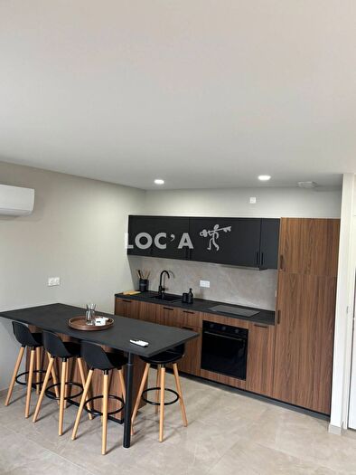 Appartement à louer - Saint-Priest - 2 pièces - 1 chambre