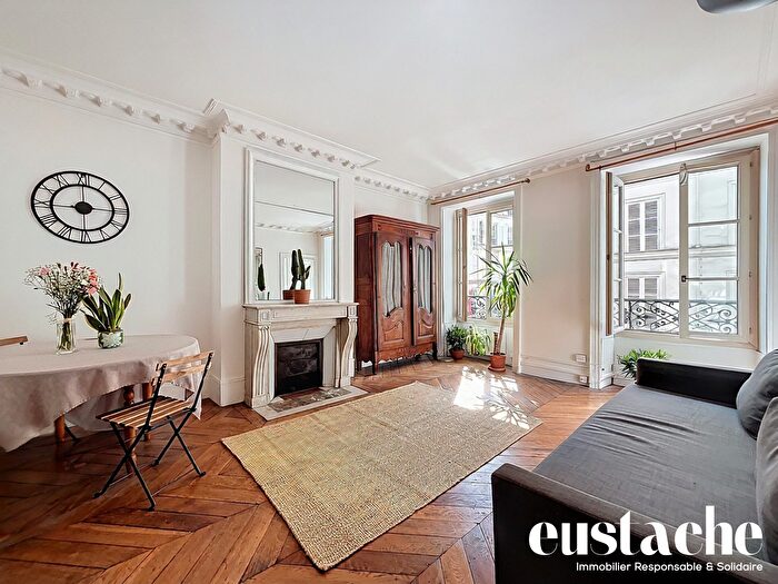 Paris 9ème, Clichy, Trinité : Appartement 4 pièces à vendre