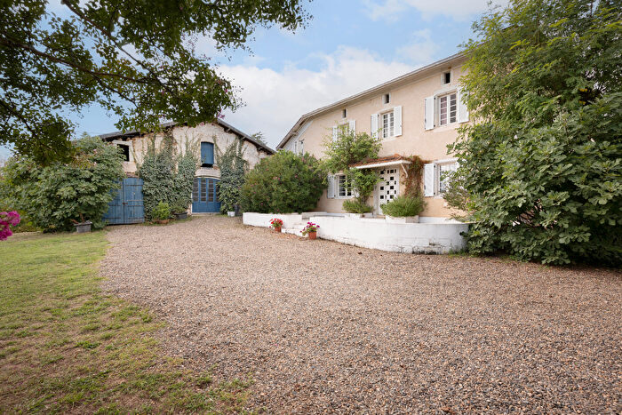 Bergouey : Maison 9 pièces à vendre
