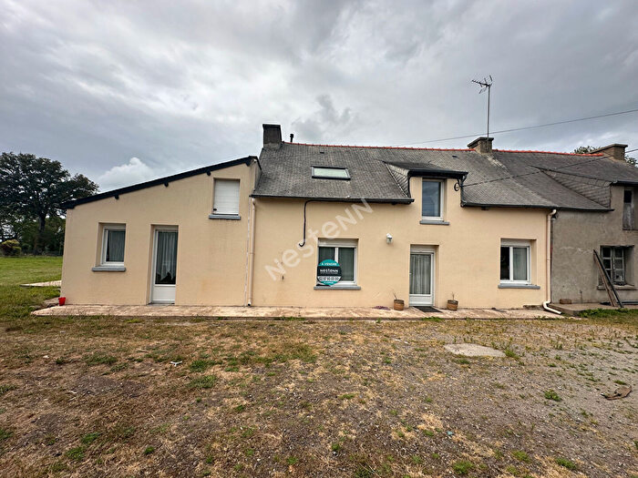 Maison à vendre - Caro - 5 pièces - 3 chambres