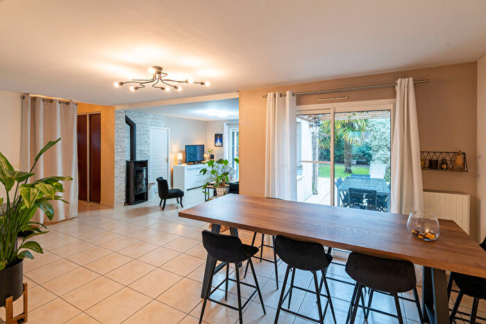 Maison à vendre - La Chapelle-sur-Erdre, Vrière, Cahéraux, Cotalard, La Chesnaie - 6 pièces - 3 chambres