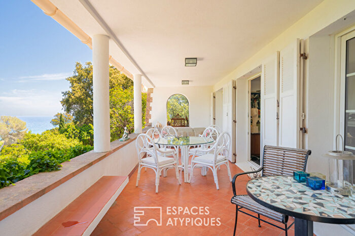 Maison 9 pièces à vendre à Roquebrune-sur-Argens, Les Issambres, La Vigie, Les Dolmens, Plages, Calanques