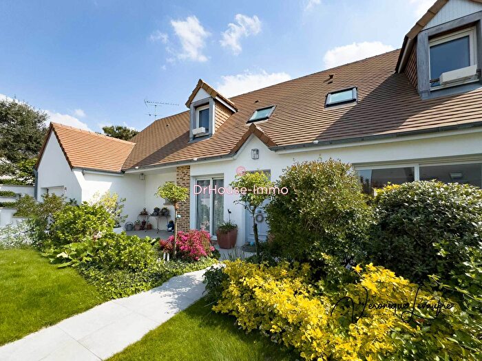 Maison à vendre - Agon-Coutainville - 6 pièces - 4 chambres