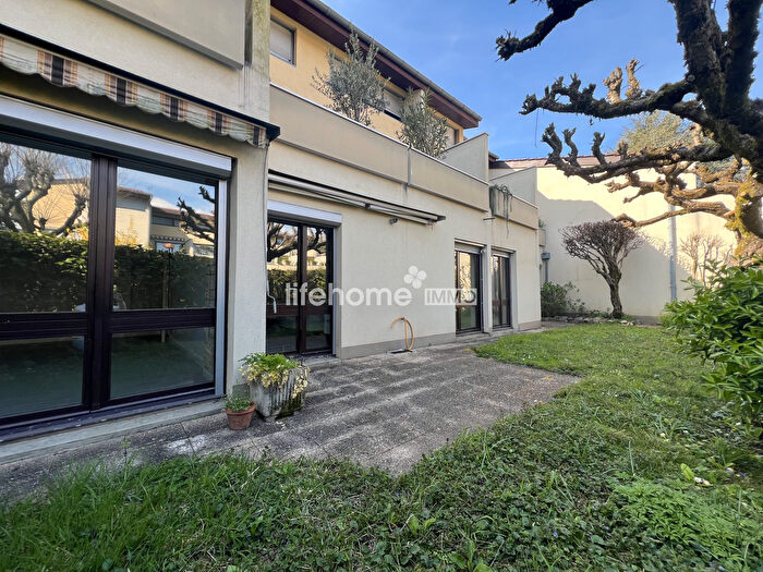 Appartement à vendre - Eybens - 4 pièces - 3 chambres