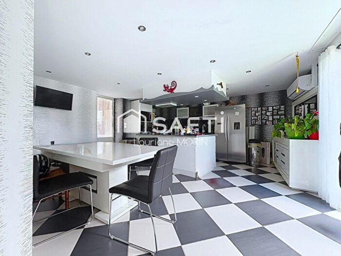 Maison 4 pièces à Cherves-Richemont, à vendre