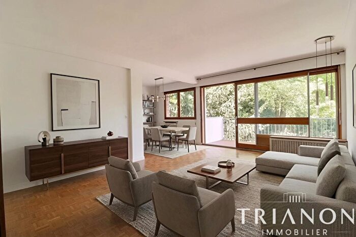 L'Étang-la-Ville : Appartement 5 pièces à vendre