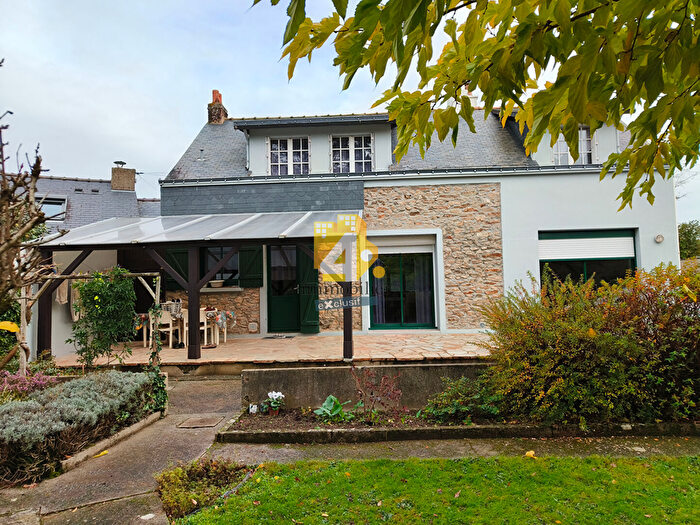 Maison à vendre - La Chapelle-des-Marais - 6 pièces - 3 chambres