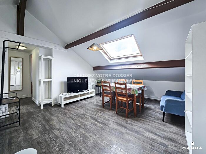 Appartement 3 pièces à Noisy-le-Sec, Léo-Lagrange, à louer