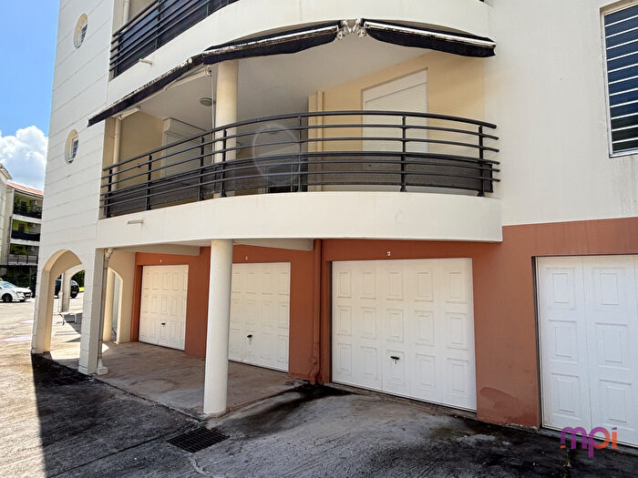 Appartement à vendre - Fort-de-France - 4 pièces - 2 chambres