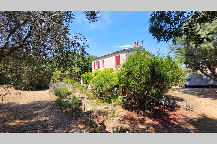 Maison 6 pièces à Saint-Savournin, à vendre