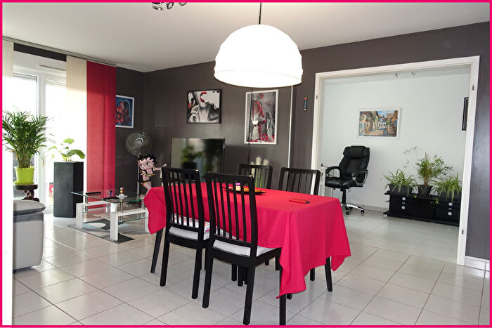 Appartement à vendre - Woippy, Centre-ville, Gare - 4 pièces - 2 chambres