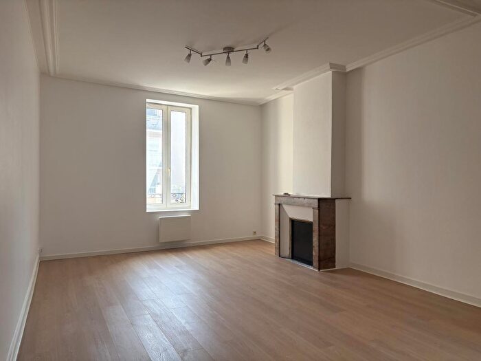 Appartement 3 pièces à Nancy, Poincaré, Foch, Anatole France, Croix de Bourgogne, à louer