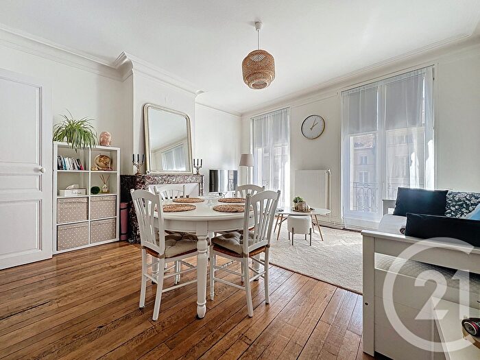 Appartement à louer - Nancy, Centre-ville, Charles III - 2 pièces - 1 chambre