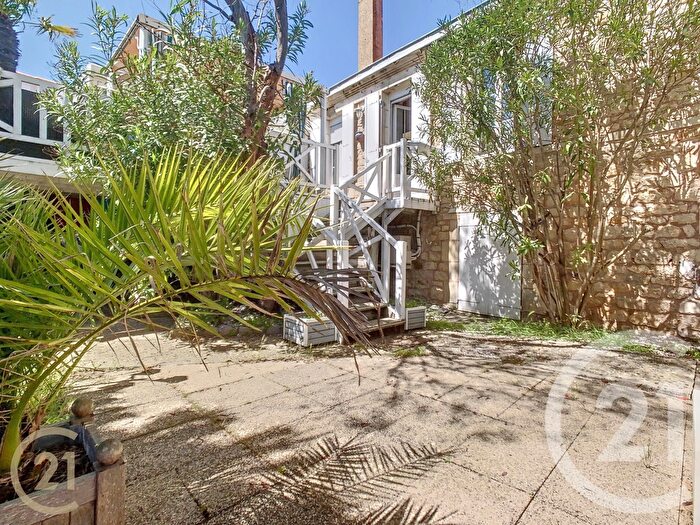 Port-des-Barques : Maison 7 pièces à vendre