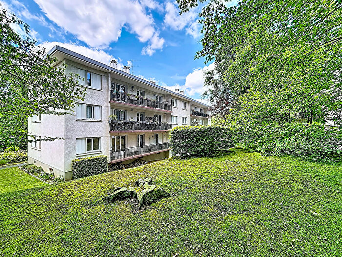 Jouars-Pontchartrain - Appartement 3 pièces à vendre