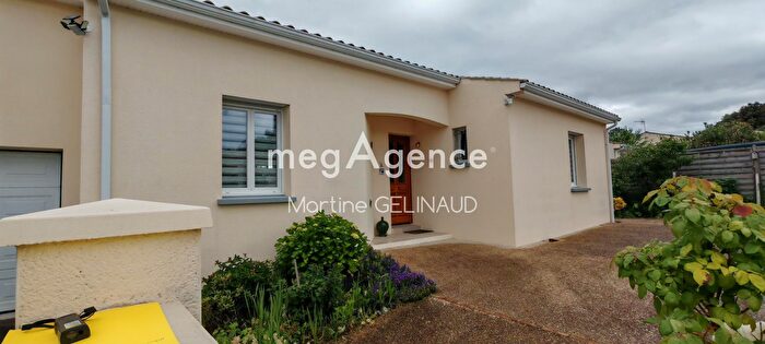Saint-Georges-des-Coteaux - Maison 4 pièces à vendre