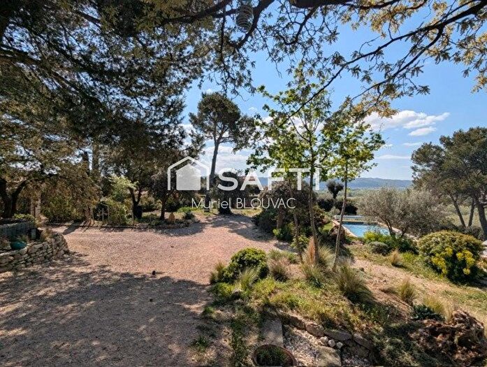 Maison à vendre - Lourmarin - 5 pièces - 4 chambres