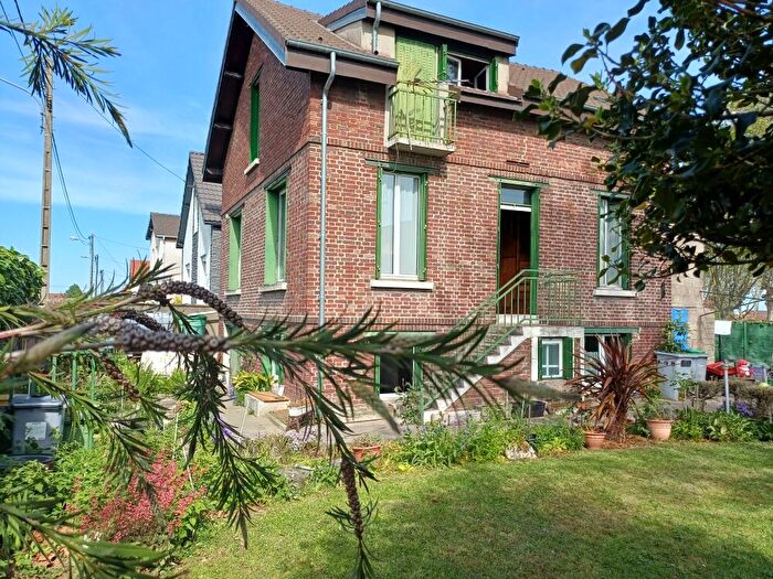 Maison 7 pièces à vendre à Arnouville, Robert Schuman, Stade