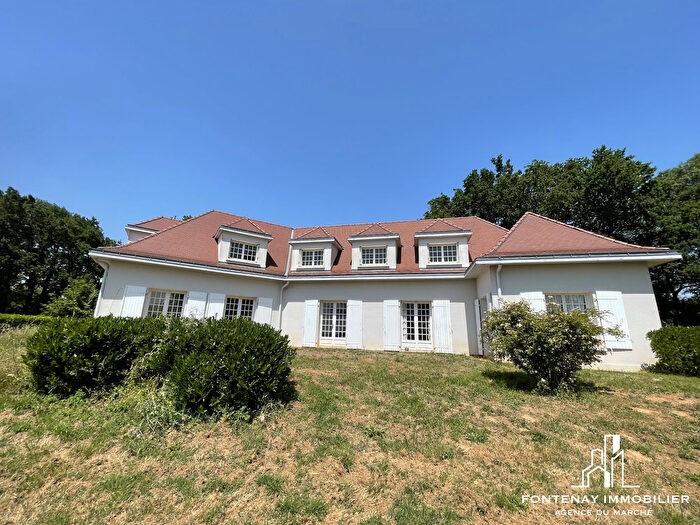 Maison 10 pièces à LOrbrie, à vendre