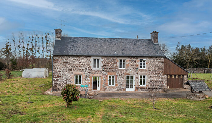 Maison à vendre - Carnet - 5 pièces - 3 chambres