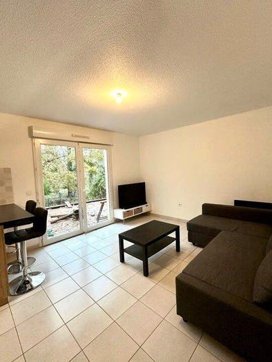 Appartement 2 pièces à louer à Montussan