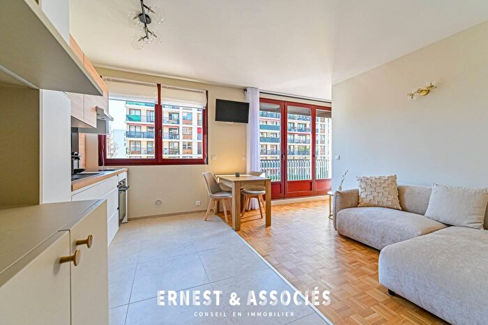 Appartement à louer - Reine-Mairie, Boulogne-Billancourt - 1 pièce