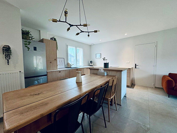 Maison à vendre - Brette-les-Pins - 5 pièces - 4 chambres