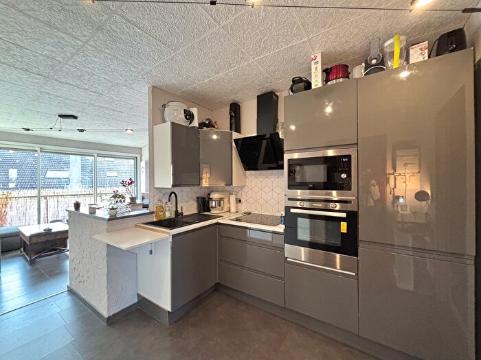 Appartement à vendre - Pont-de-Chéruy - 3 pièces - 2 chambres