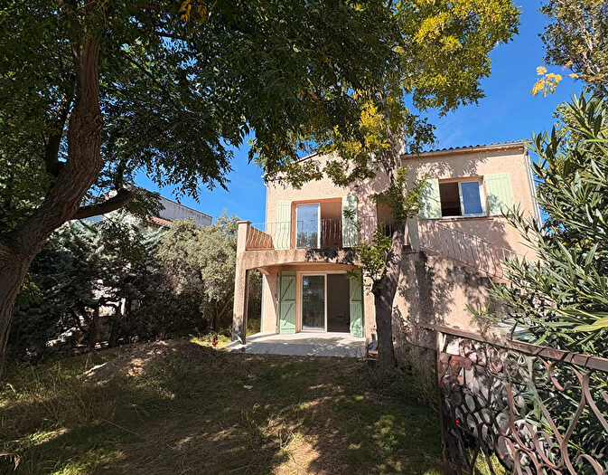 Maison à vendre - La Fare-les-Oliviers - 6 pièces - 4 chambres