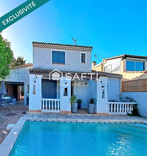 Maison à vendre - Saint-Mitre-les-Remparts - 4 pièces - 3 chambres