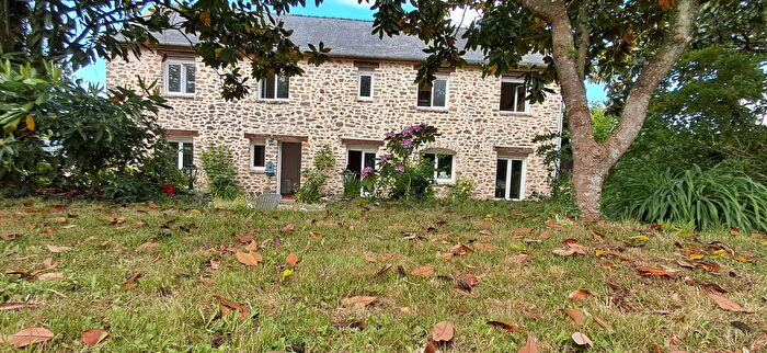 Maison à vendre - Saint-Ouën-des-Toits - 6 pièces - 4 chambres