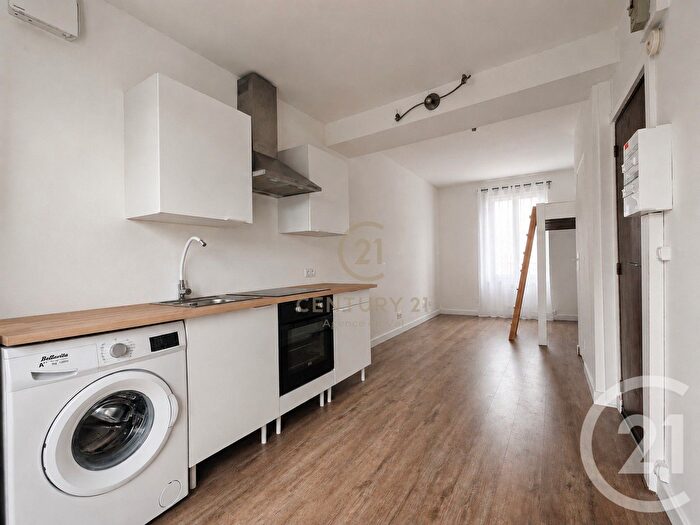 Appartement 1 pièce à Champs-sur-Marne, Centre-ville, à vendre