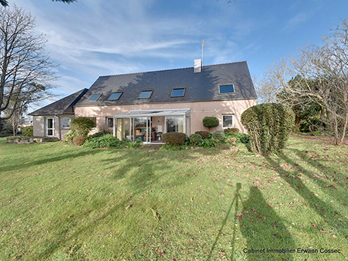 Maison à vendre - Treffiagat - 8 pièces - 6 chambres