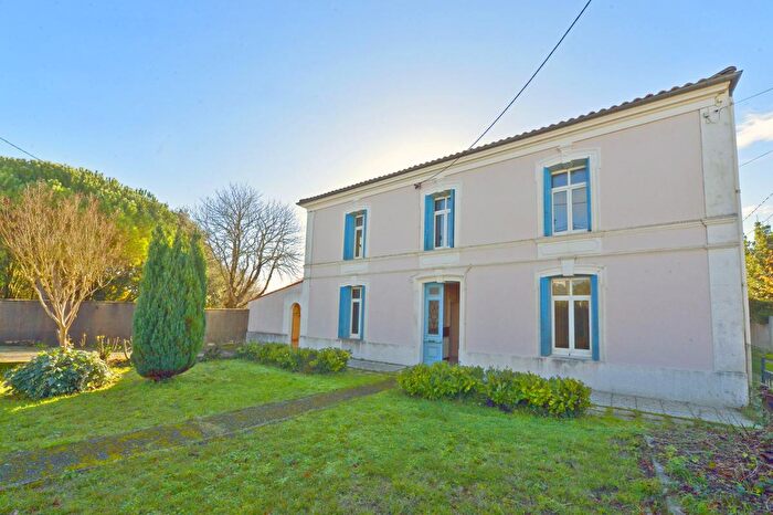 Maison à vendre - Saint-Georges-de-Didonne - 7 pièces - 5 chambres