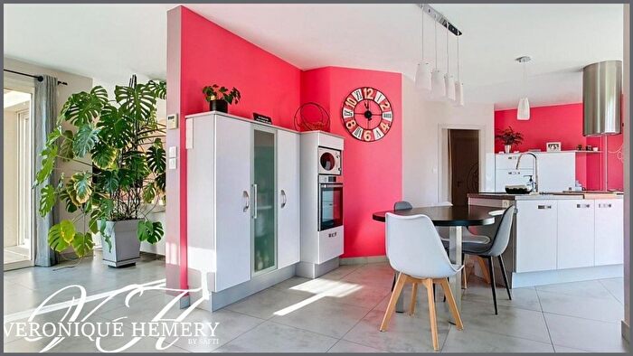 Maison à vendre - Sablé-sur-Sarthe, Rive Gauche - 5 pièces - 4 chambres