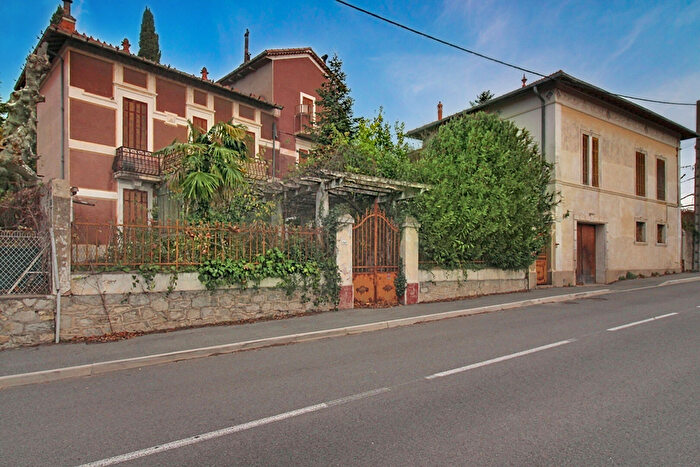 Maison à vendre - Draguignan, Billette, La Foux, Les Négadis - 10 pièces - 5 chambres