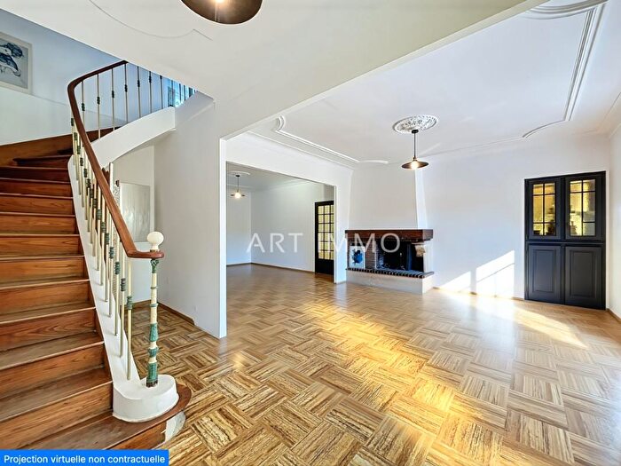 Maison à vendre - Cavaillon, Centre-ville - 7 pièces - 5 chambres