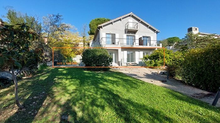 Appartement à vendre - Villeneuve-lès-Avignon, Pasteur, Bellevue - 4 pièces - 2 chambres