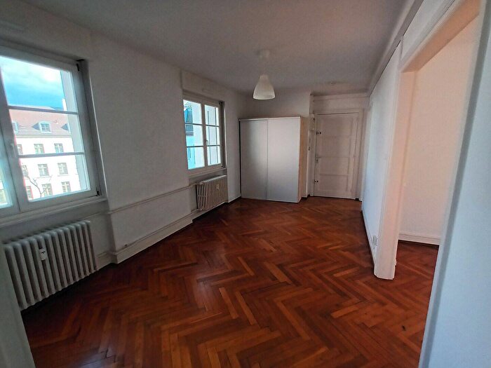 Appartement 3 pièces à Centre Historique-Est, Mulhouse, à louer