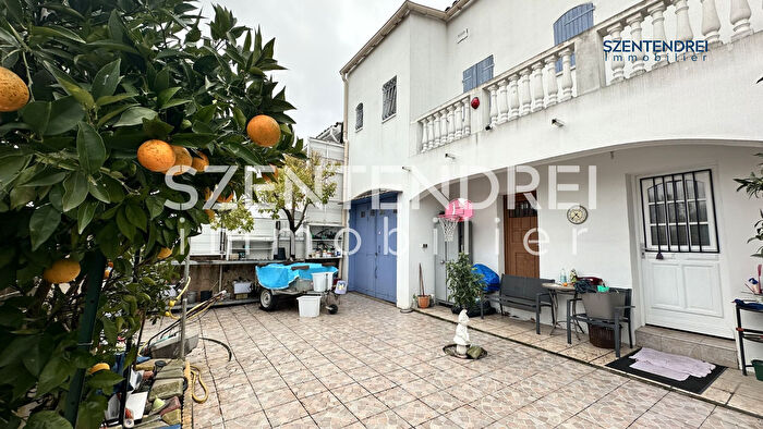 Maison à vendre - Lunel, Louis Abric - 6 pièces - 5 chambres