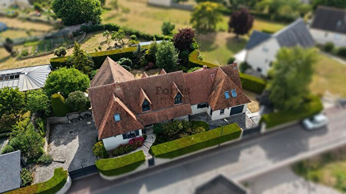 Thaon : Maison 12 pièces à vendre