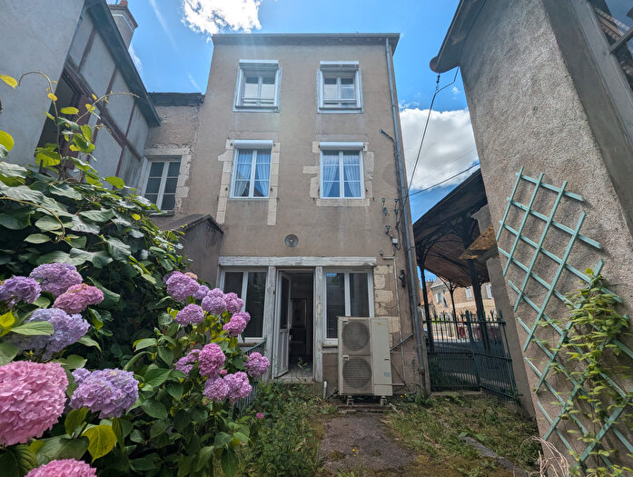 Neuvy-Saint-Sépulchre : Maison 5 pièces à vendre
